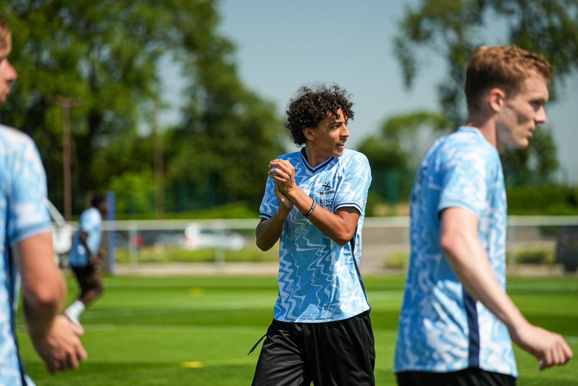Yassine Azzouz: "Ik wil laten zien dat ik het niveau aankan" - OHL ...
